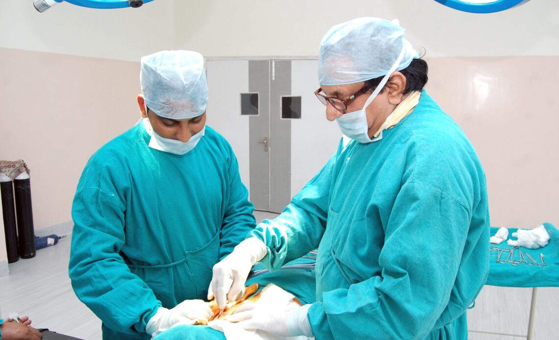 How To Determine If Open Surgery or Laparoscopic Surgery Is The Best ...